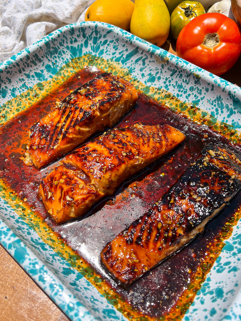 Honey Balsamic Glazed Salmon Tacos with Mango Salsa - BRIGHT MOMENT CO.